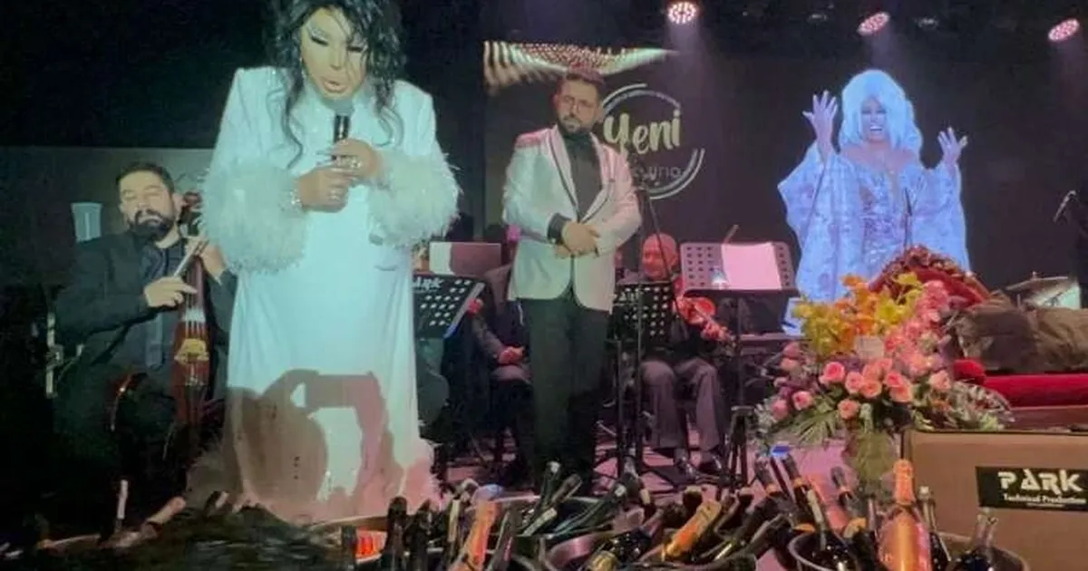 İş insanı Karabova'dan Bülent Ersoy'ya 71 gül, 71 şampanya